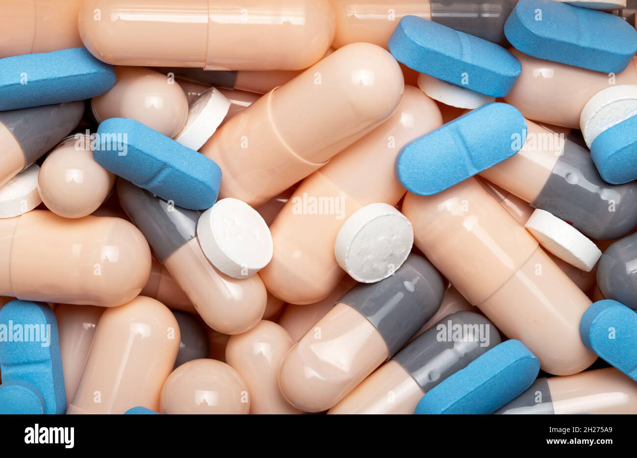 Top view photo of pills, medicines and capsules Stock Photo - Alamy