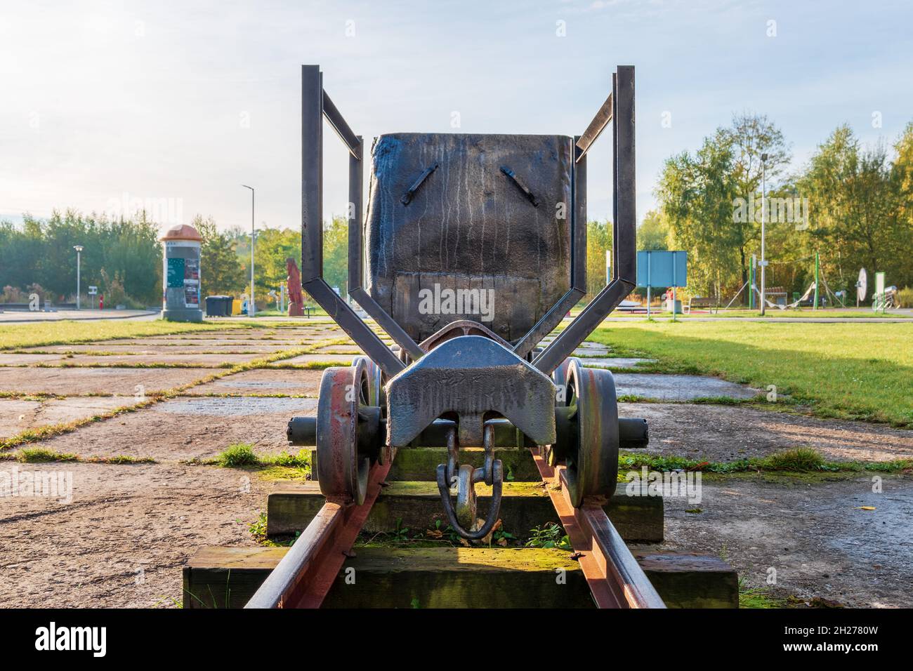Old mine cart hi-res stock photography and images - Alamy