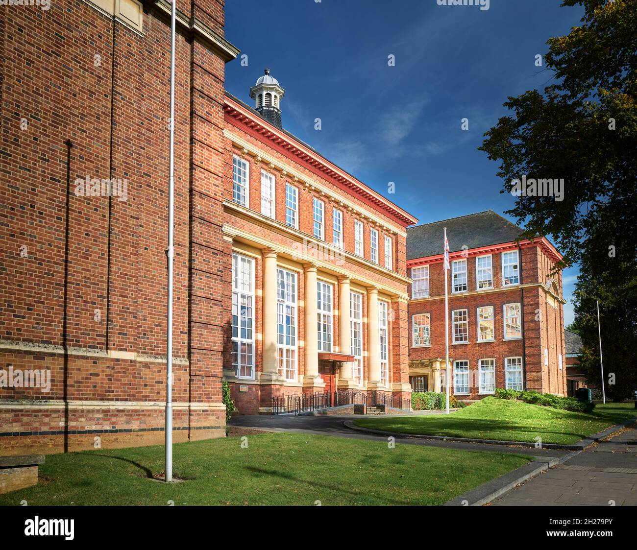 Kettering town council offices hi-res stock photography and images - Alamy