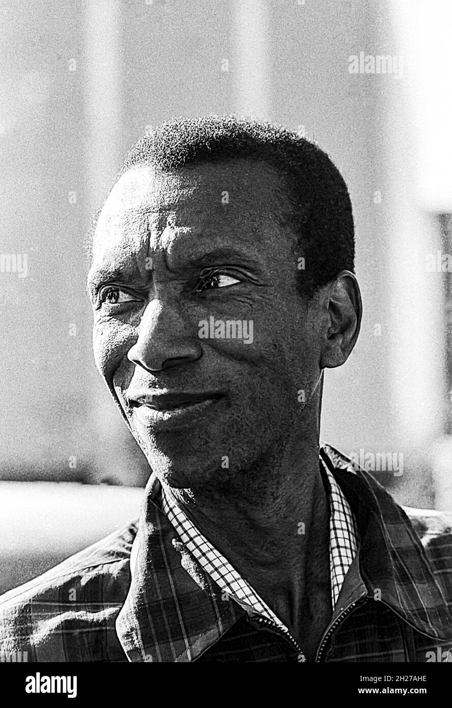 1975 new york city marathon hi-res stock photography and images - Alamy