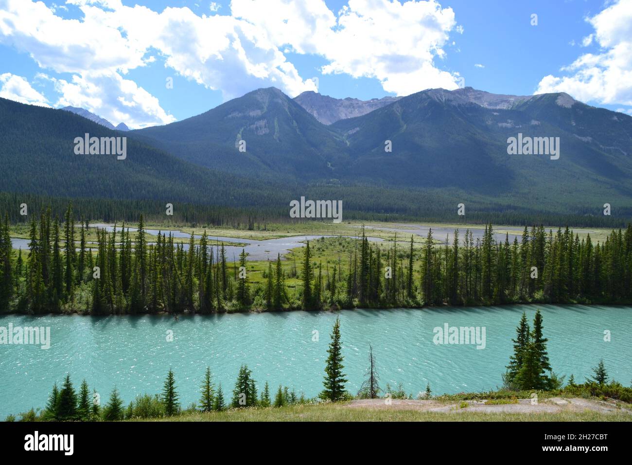 Stunning view of Banff National Park in Canada Stock Photo - Alamy
