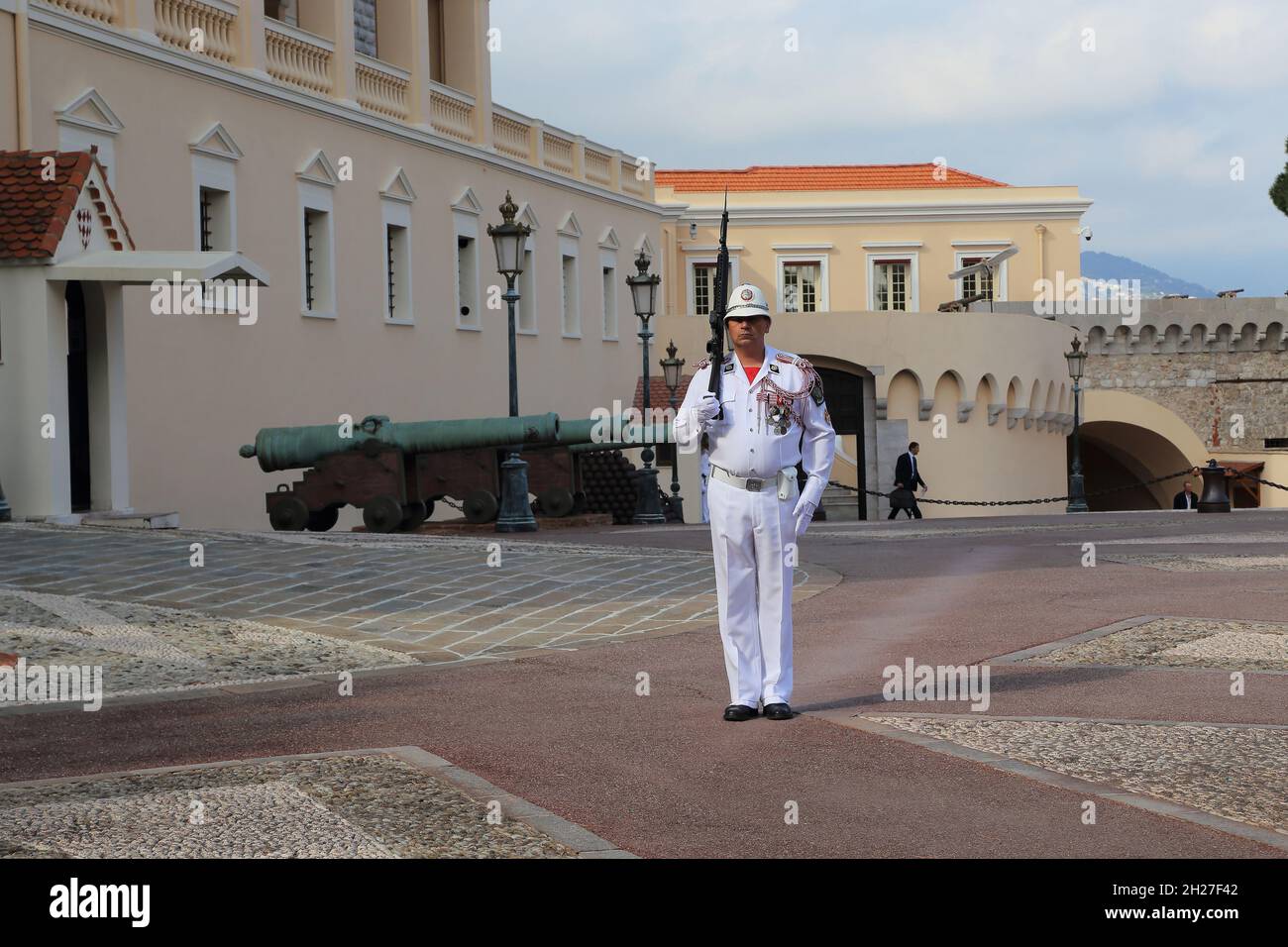 Security guard duty hi-res stock photography and images - Alamy