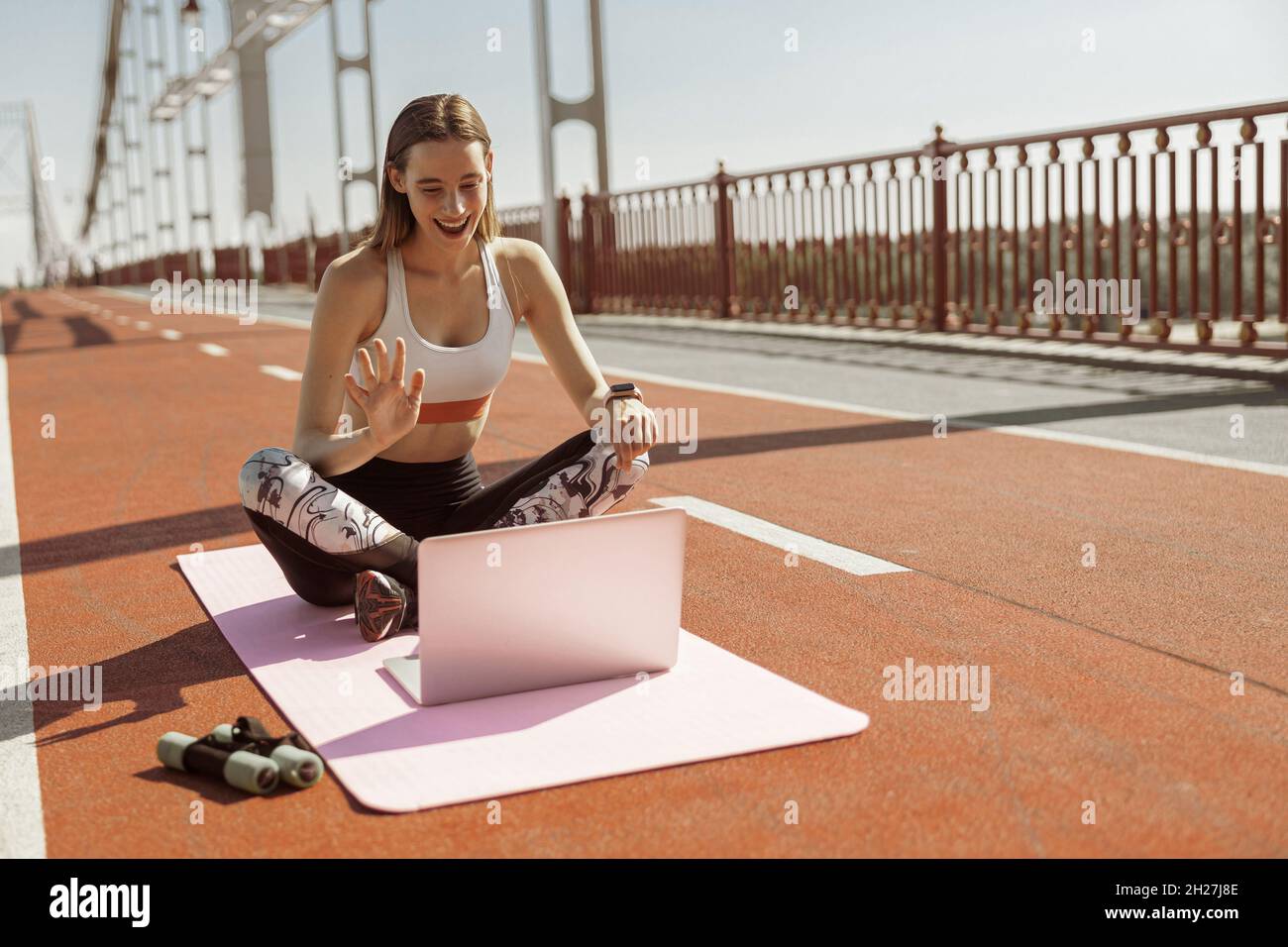 Woman in tracksuit hi-res stock photography and images - Alamy