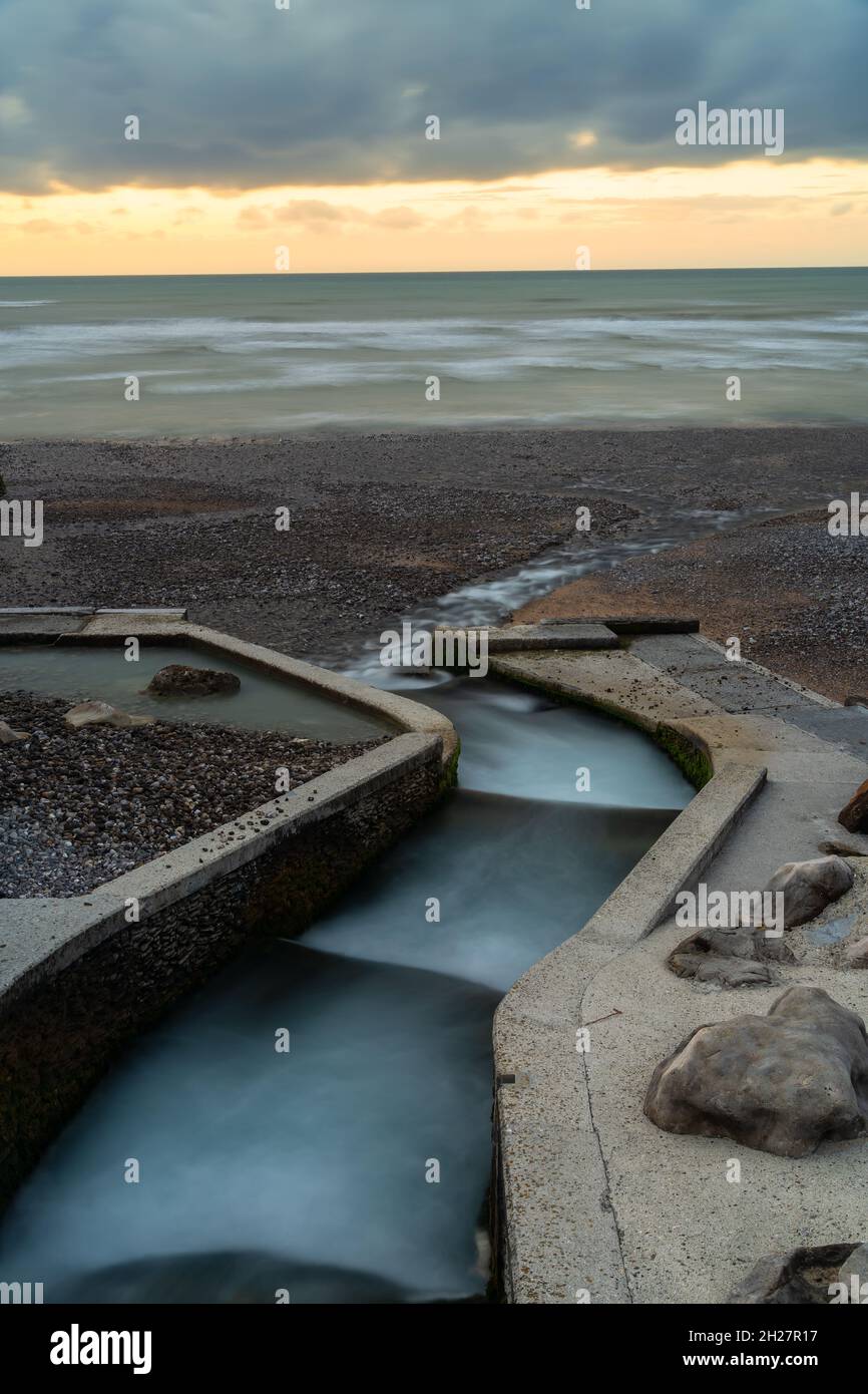 Outfall river hi-res stock photography and images - Alamy