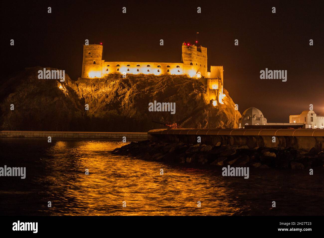 Night view of Al Jalali Fort in Muscat, Oman Stock Photo - Alamy