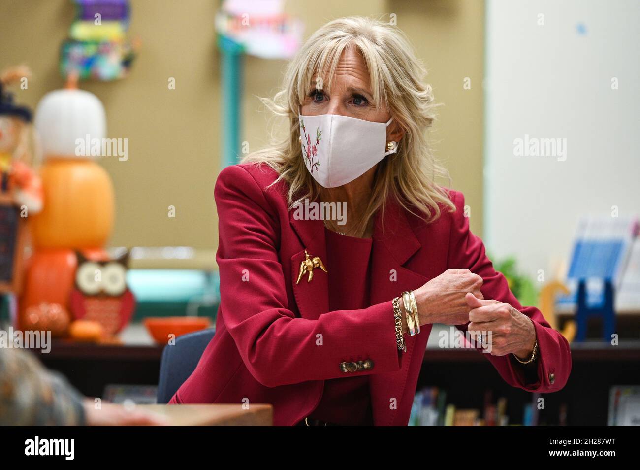 Dr jill biden school hi-res stock photography and images - Alamy