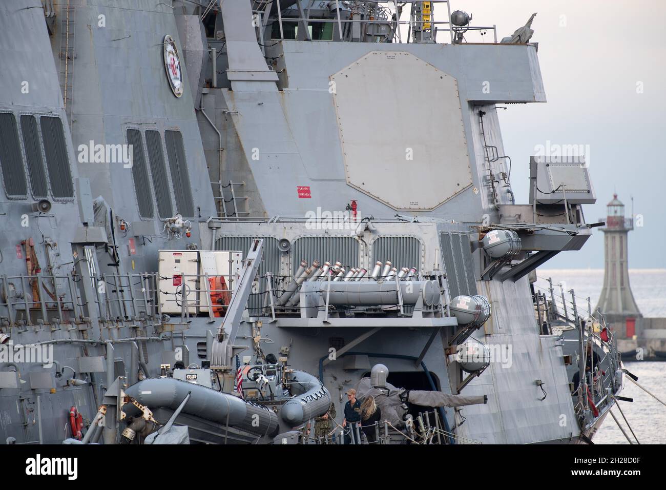 US Navy Arleigh Burke-class destroyer USS Arleigh Burke DDG-51 in port ...