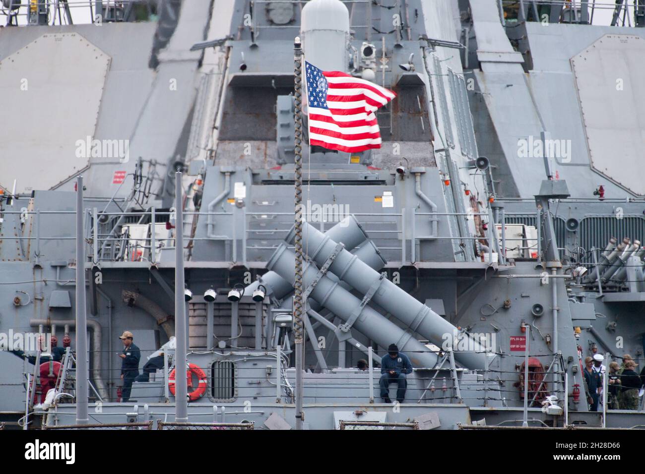 US Navy Arleigh Burke-class destroyer USS Arleigh Burke DDG-51 in port ...