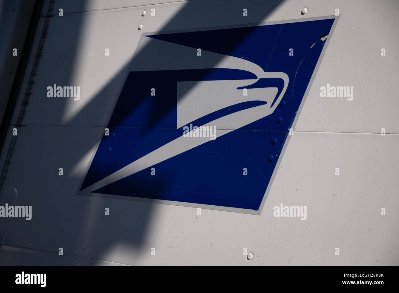Usps logo hi-res stock photography and images - Alamy