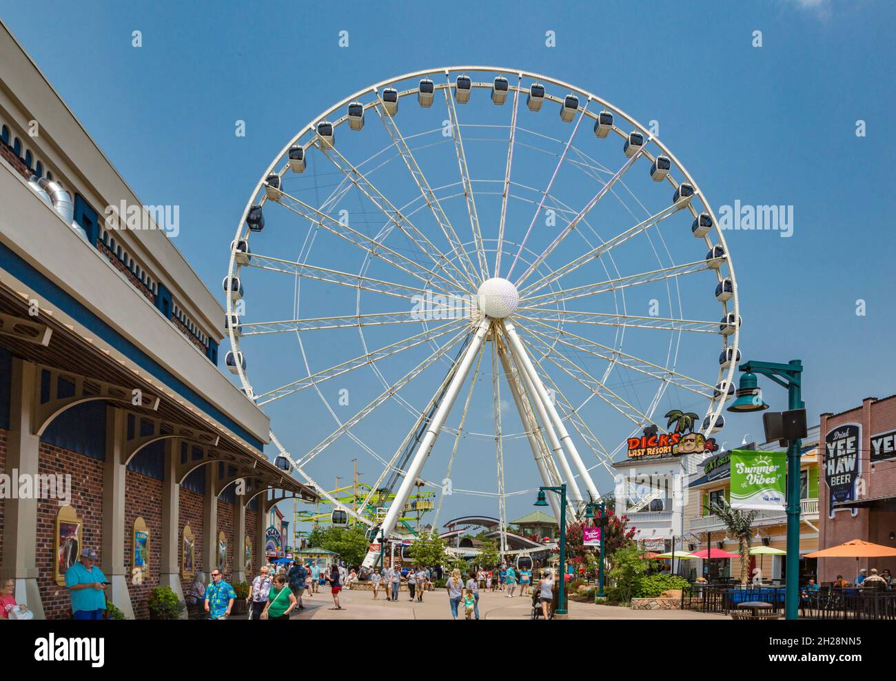 The Great Smoky Mountain Wheel ride attraction at The Island recreation ...