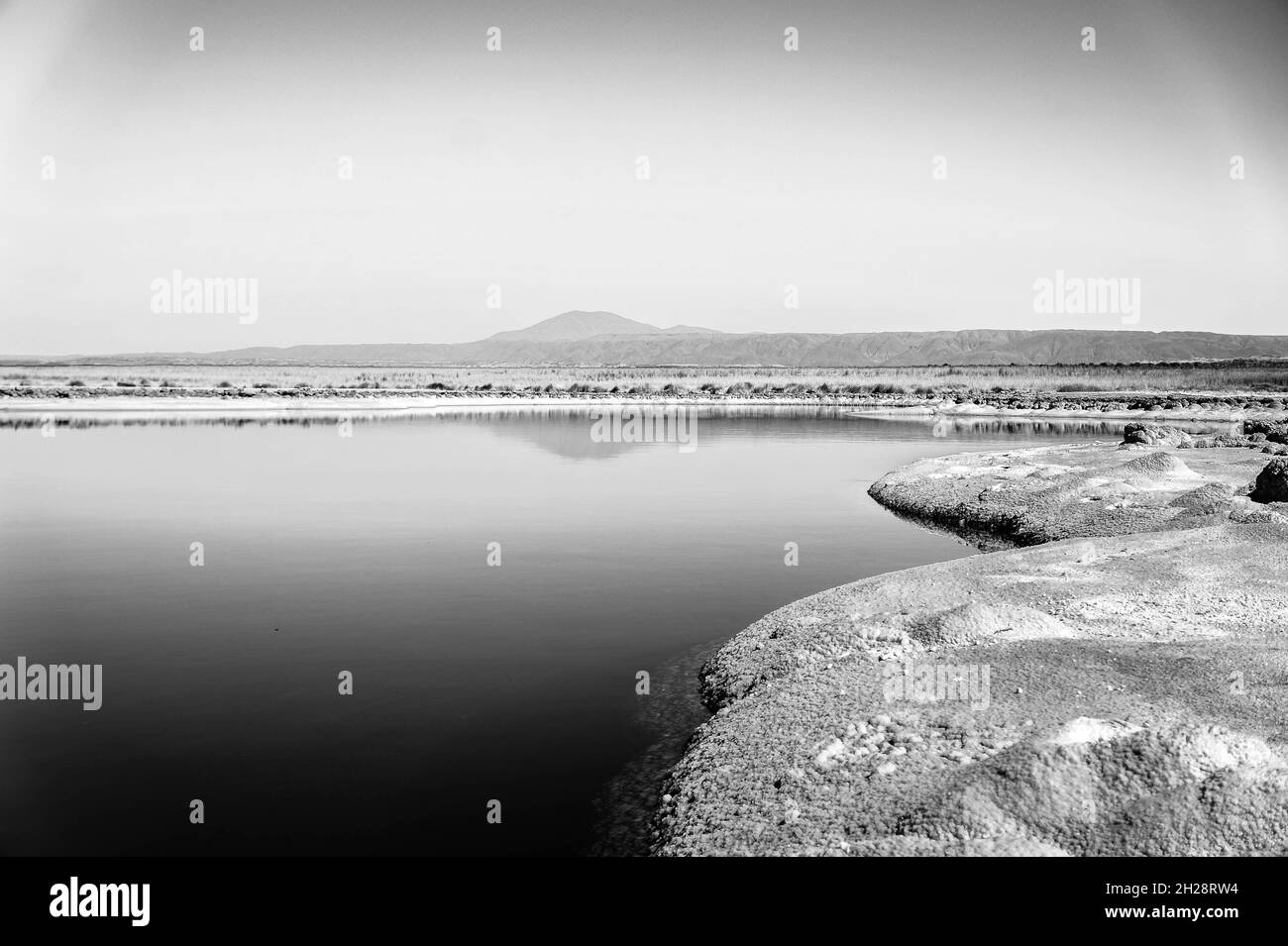 Lagoon in the desert hi-res stock photography and images - Alamy