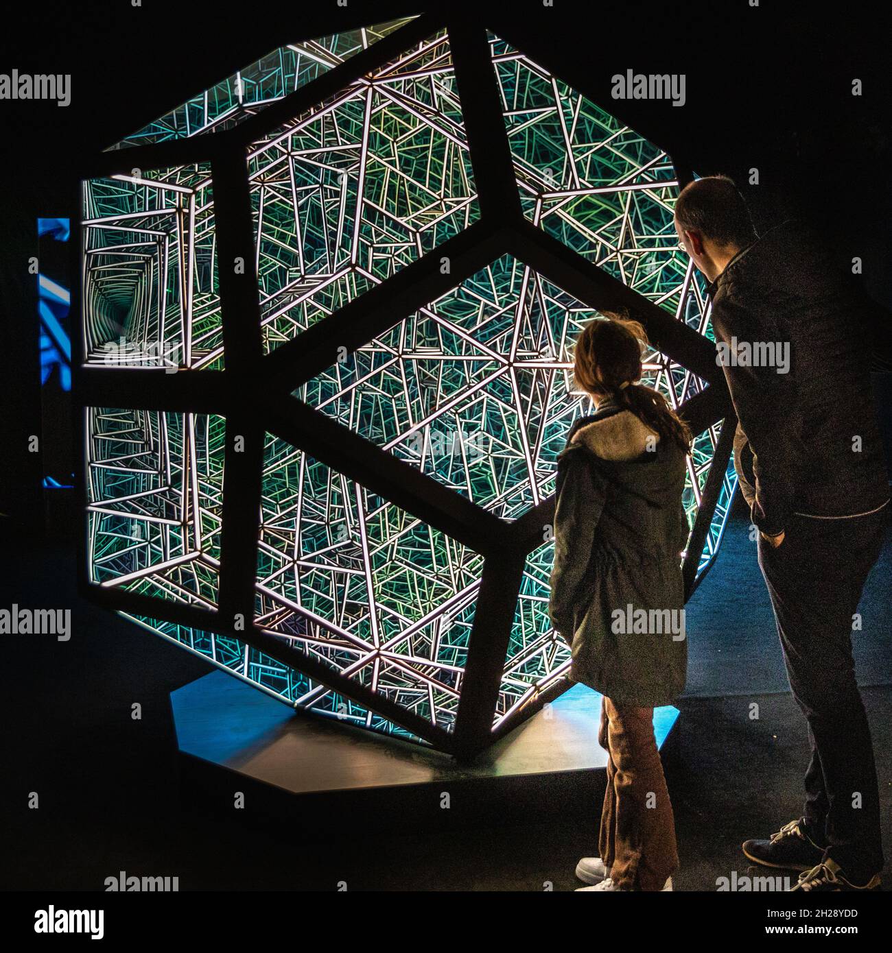 Marble arch mound artist hi-res stock photography and images - Alamy