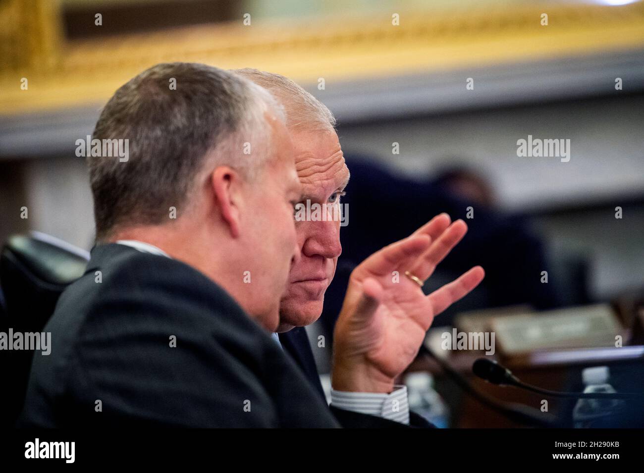 Alaska senator dan sullivan hi-res stock photography and images - Alamy