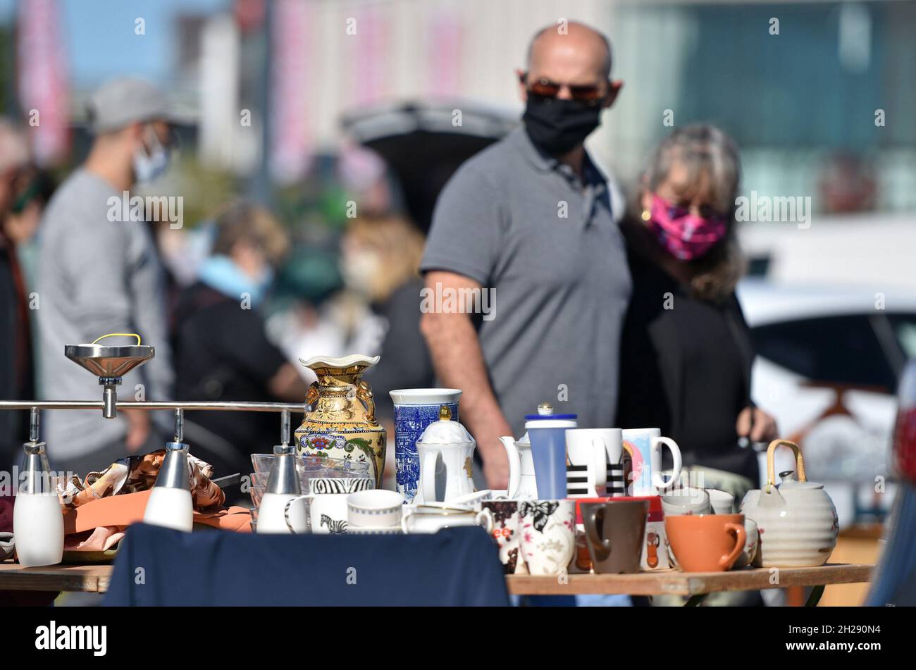 Ein großer Flohmarkt in Wien, Österreich, Europa - A large flea market ...