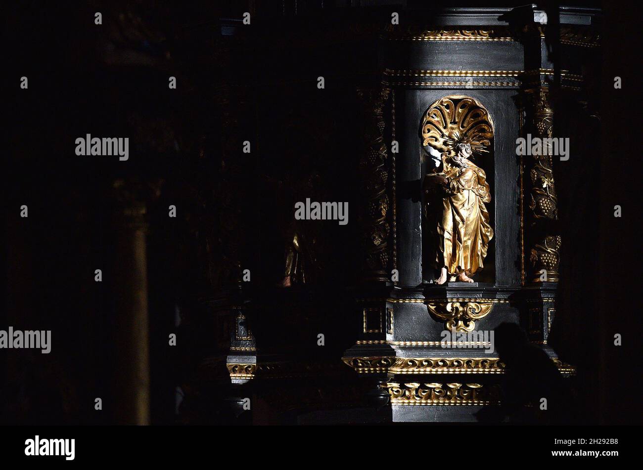 Die dem Erzengel Michael geweihte Basilika in Mondsee, Oberösterreich ...