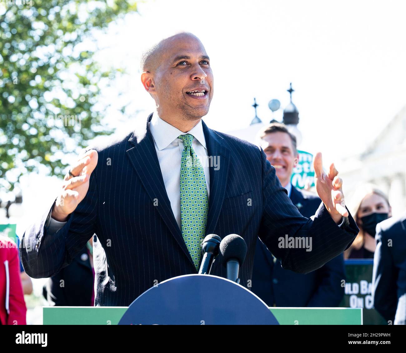 Washington, United States. 20th Oct, 2021. U.S. Senator Cory Booker (D ...