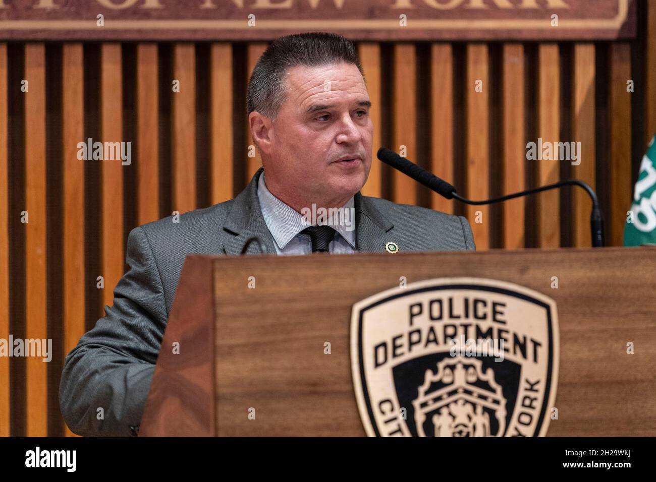 New York, New York, USA. 20th Oct, 2021. Chief of Detectives James ...