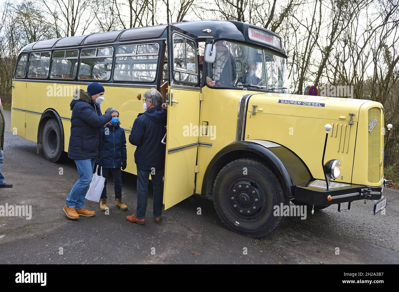 Historischer Saurer-Postbus in Steyr, Österreich, Europa - Historic ...