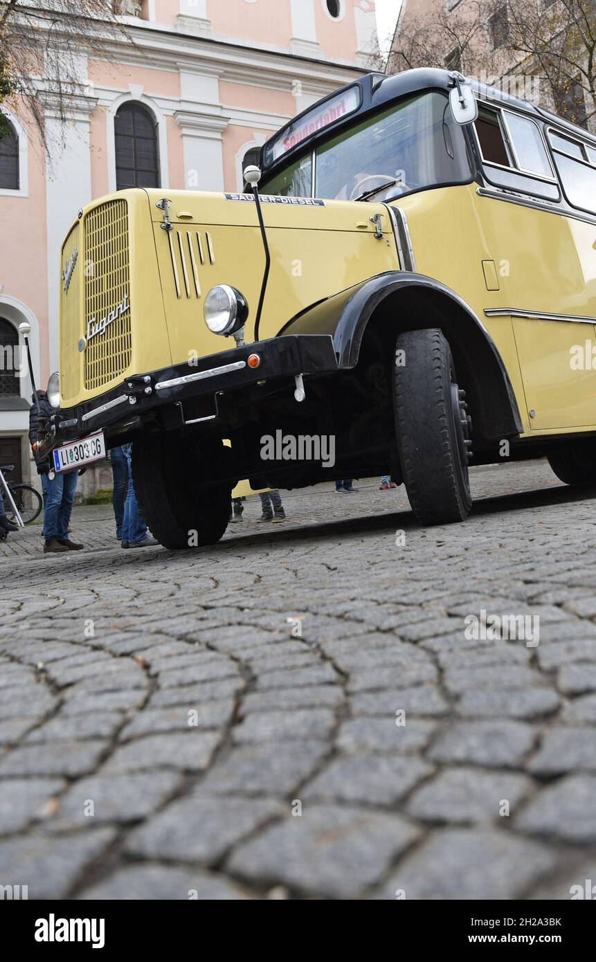 Historischer Saurer-Postbus in Steyr, Österreich, Europa - Historic ...