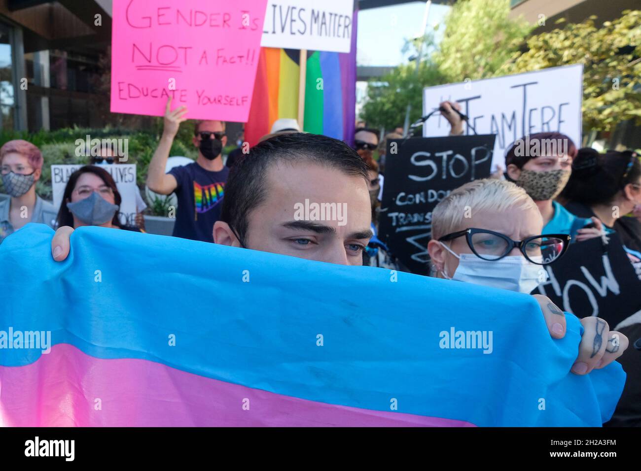 Los Angeles, California, USA. 20th Oct, 2021. People rally in support ...