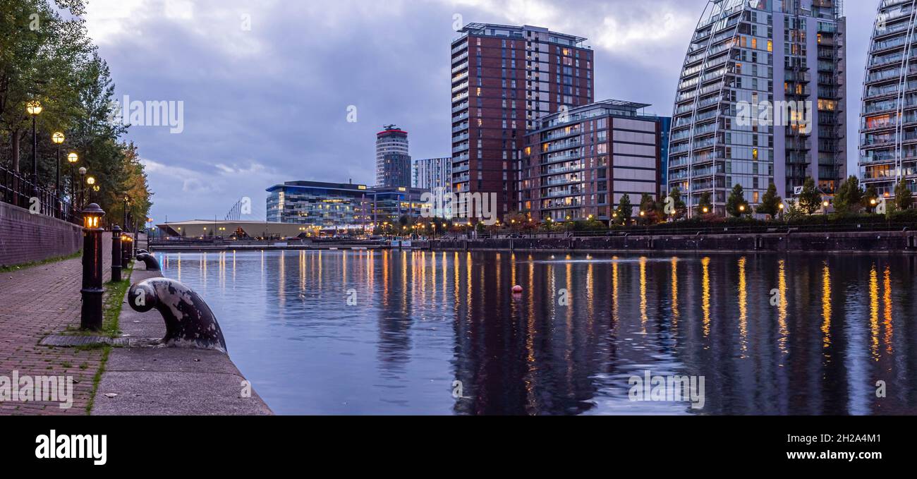 Modern Water Area Buildings Illuminated Downtown Town Skyline Business ...