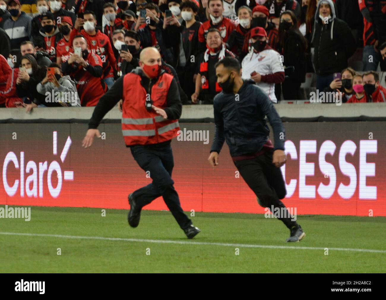 Field invasion hi-res stock photography and images - Alamy