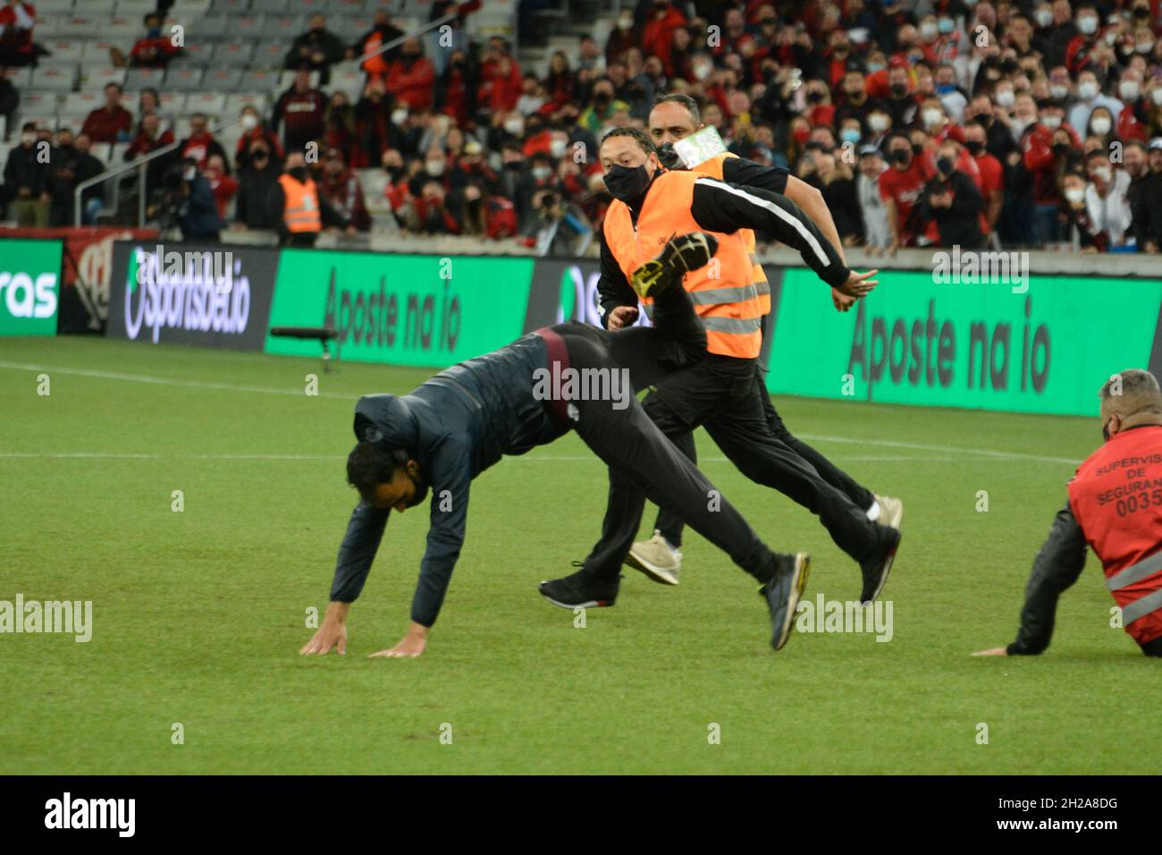 Field invasion hi-res stock photography and images - Alamy
