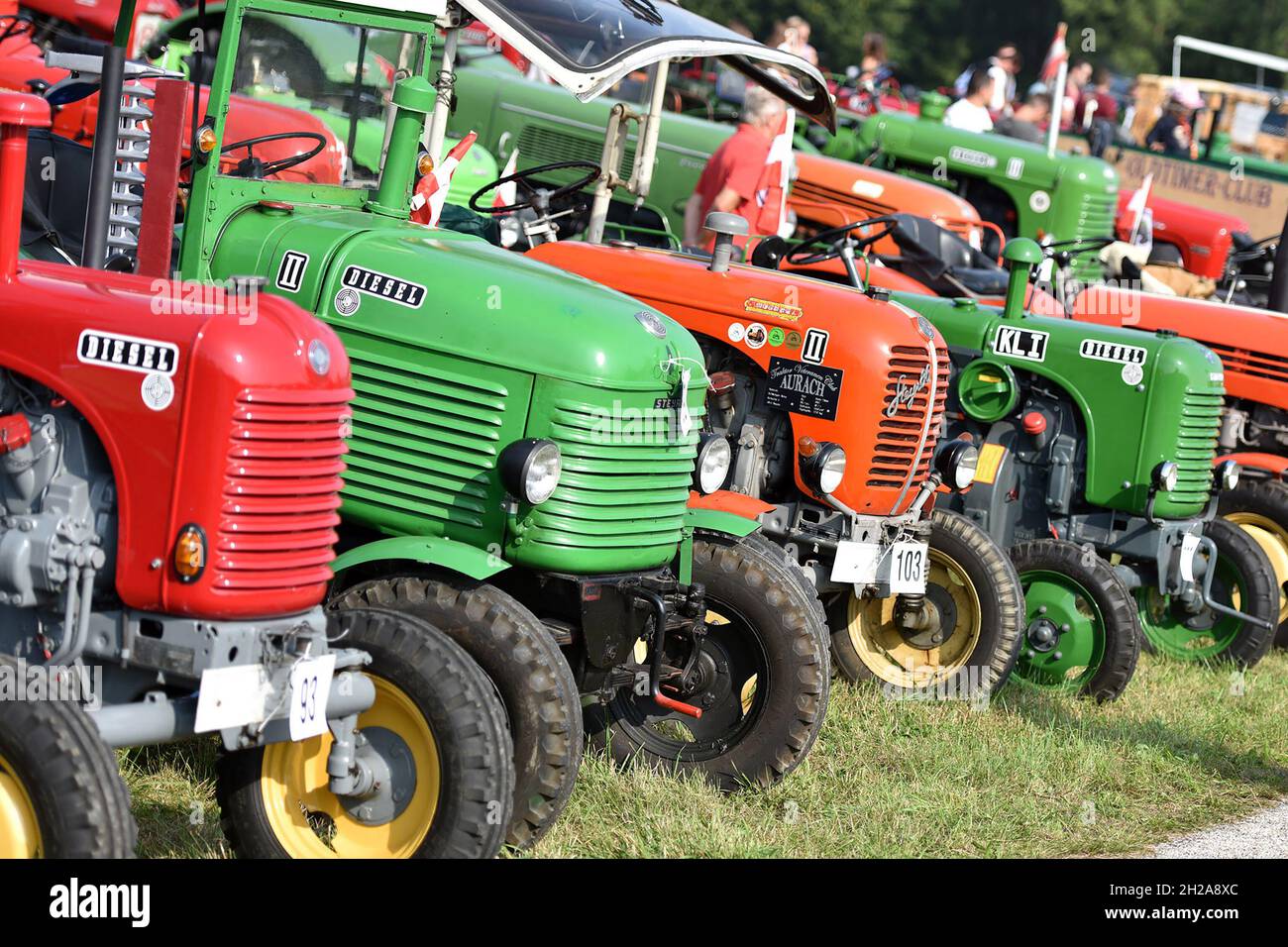 Historische traktoren hi-res stock photography and images - Alamy