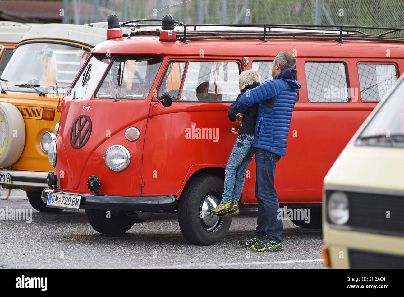 VW-Klassiker auf der Postalm (Salzburg, Österreich) - Jedes Jahr im ...