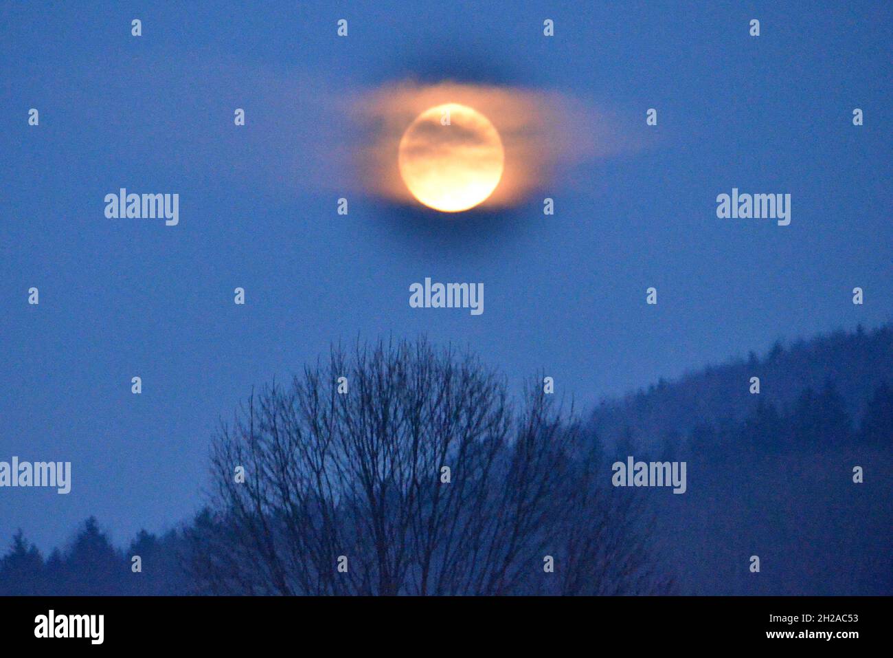 Uber europa hi-res stock photography and images - Alamy