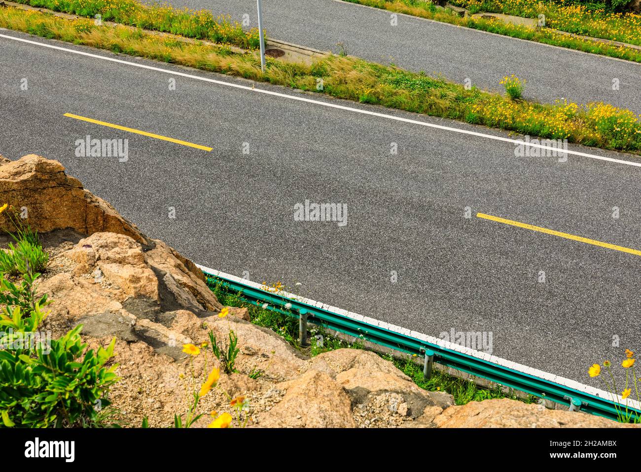 Pavement scene hi-res stock photography and images - Alamy