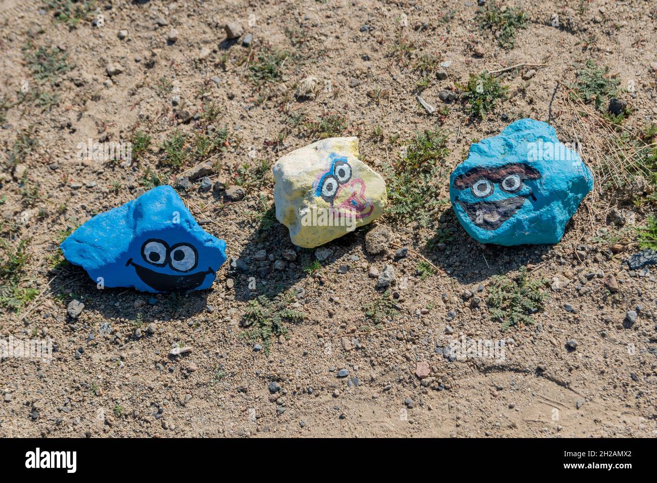 A beautiful different kinds of painted rocks in Lake Elsinore ...