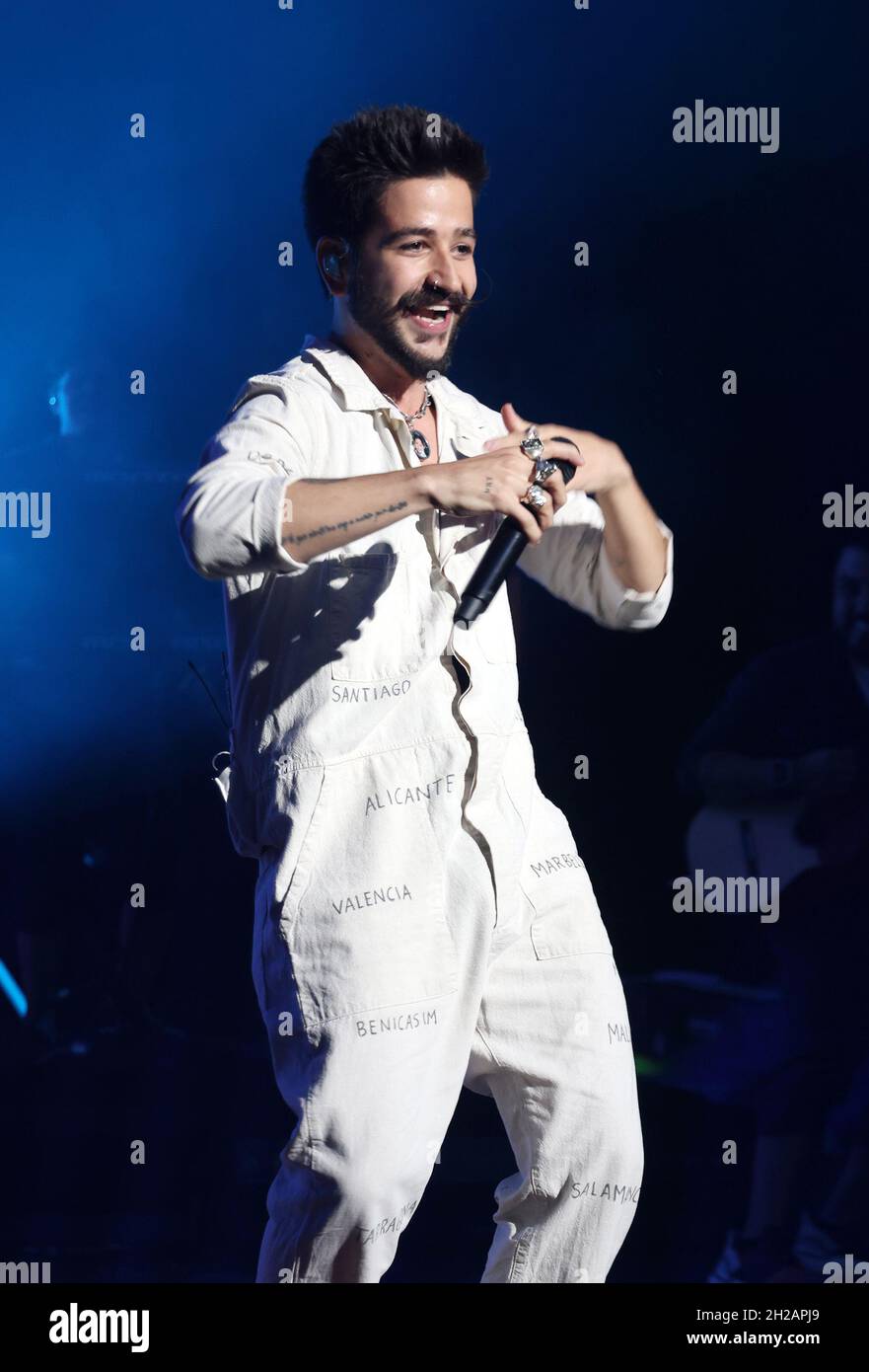 MIAMI BEACH - FL, OCT 20: Camilo performs in stage during “Mis Manos ...