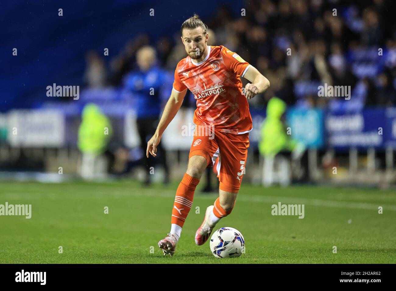 James Husband #3 of Blackpool breaks with the ball Stock Photo - Alamy