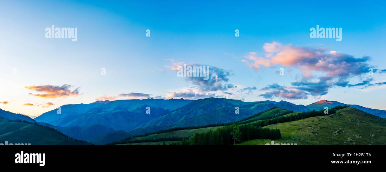 China mountain forest sunset hi-res stock photography and images - Alamy