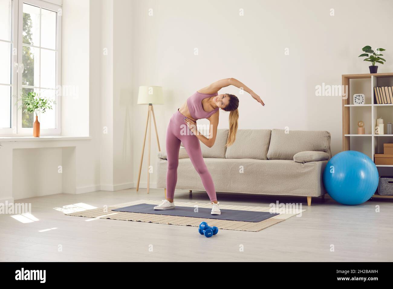 Gen z sportswoman hi-res stock photography and images - Alamy