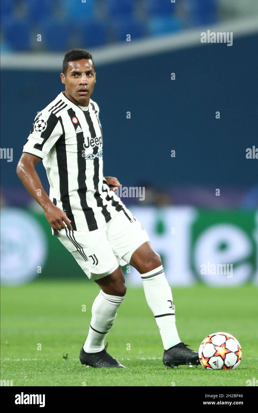 Juventus defender alex sandro hi-res stock photography and images - Alamy