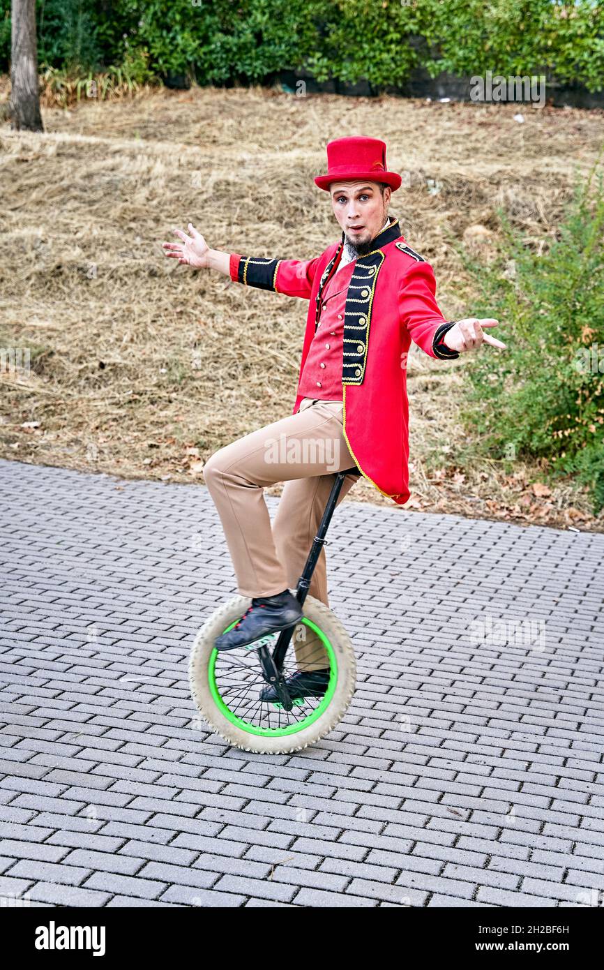 Man unicycle hi-res stock photography and images - Alamy
