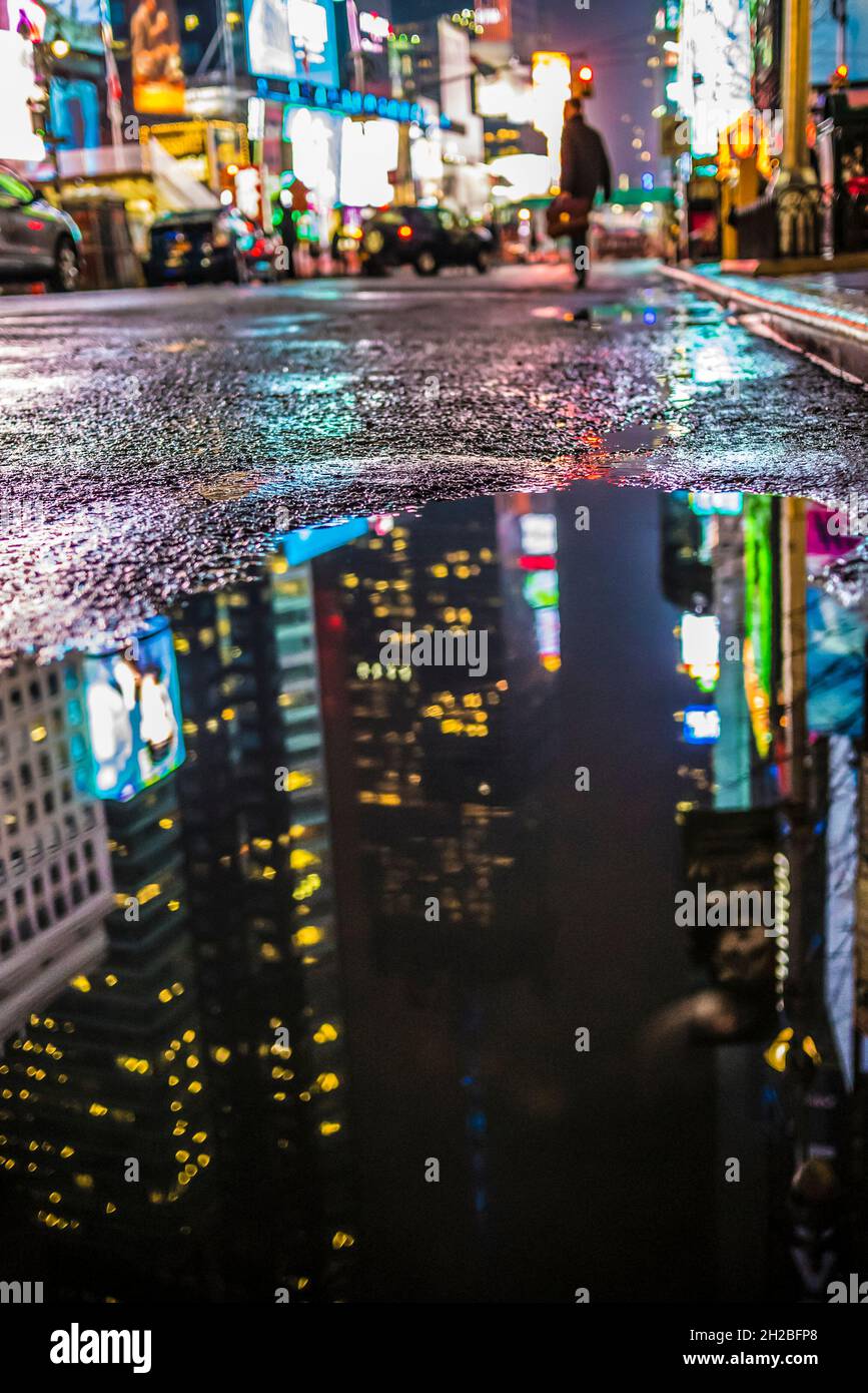 New york rain hi-res stock photography and images - Alamy