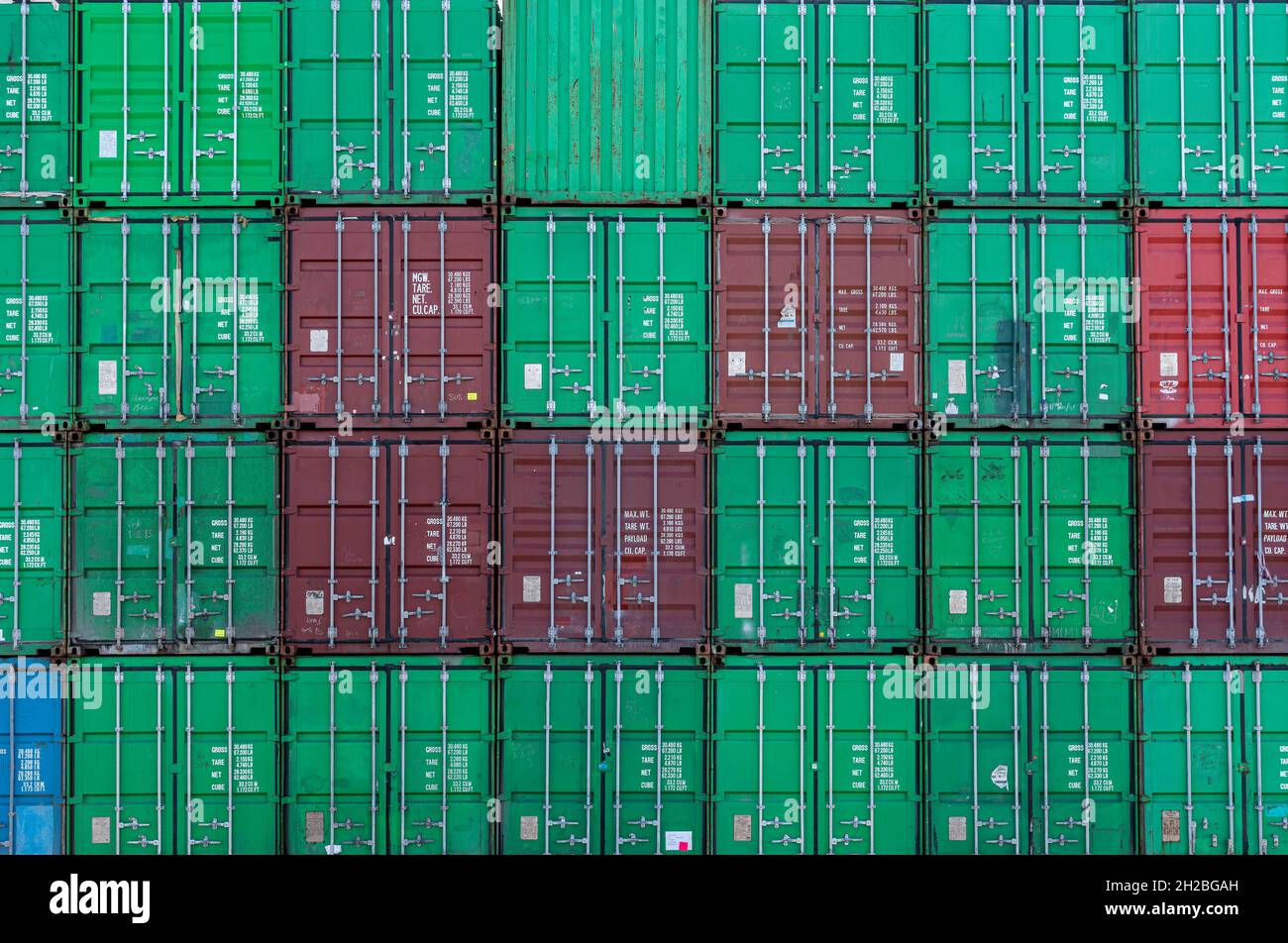 Container manufacturing hi-res stock photography and images - Alamy