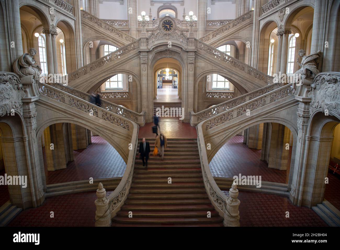 Berlin, Germany. 20th Oct, 2021. Main hall in the Moabit criminal court ...