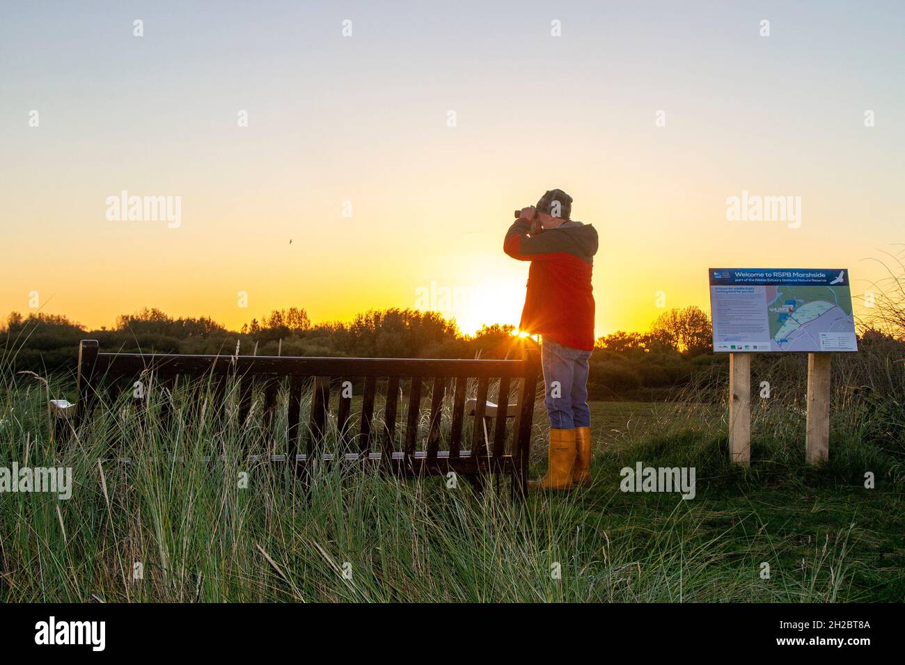Southport, Merseyside. UK Weather. 21 Oct 2021. Overnight cold ...