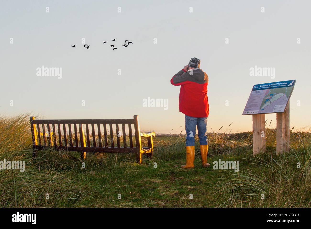 Southport, Merseyside. UK Weather. 21 Oct 2021. Overnight cold ...