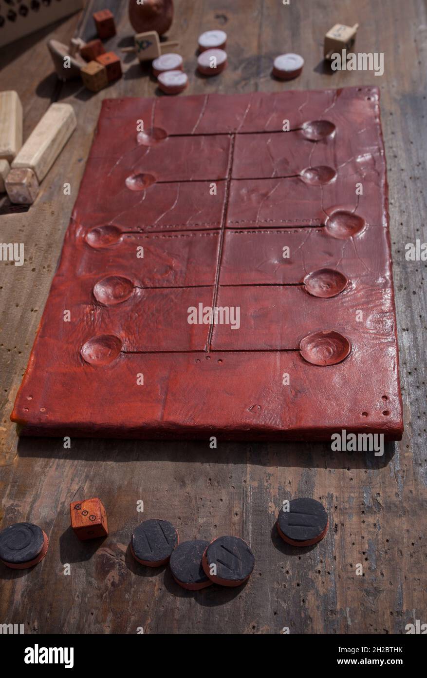 Reconstruction of greek and roman board game Pente Grammai. Private ...