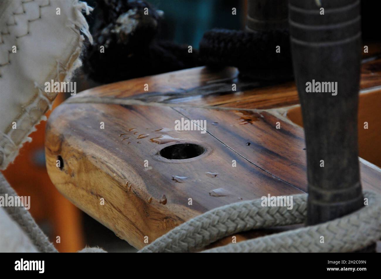 close-up shots of details of a sailing ship Stock Photo - Alamy