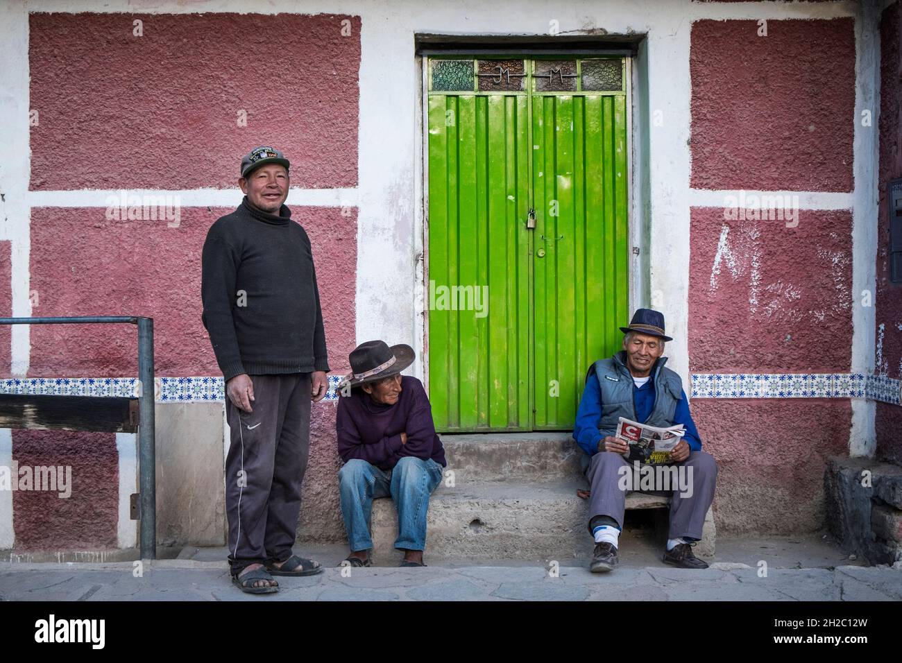 Peruvian portraits hi-res stock photography and images - Alamy