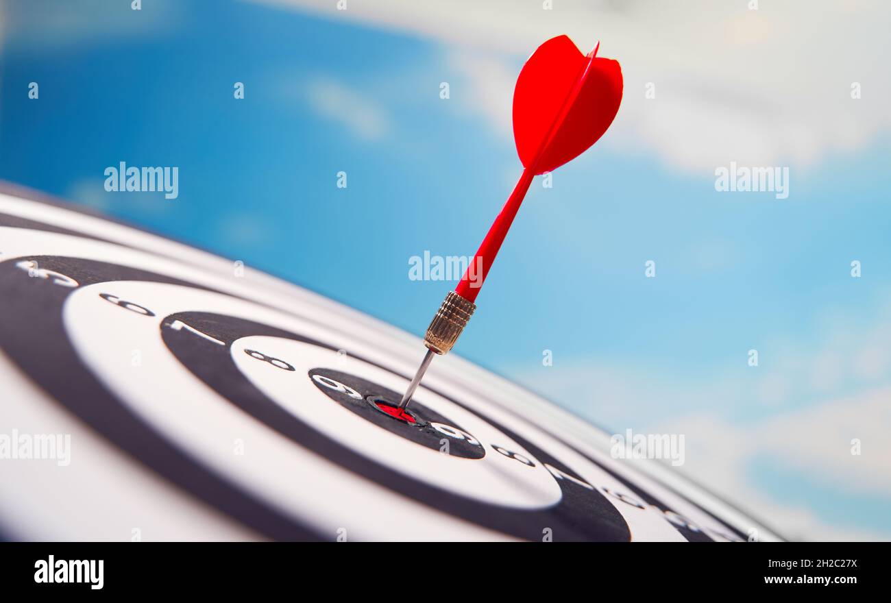 The dart advantage hi-res stock photography and images - Alamy