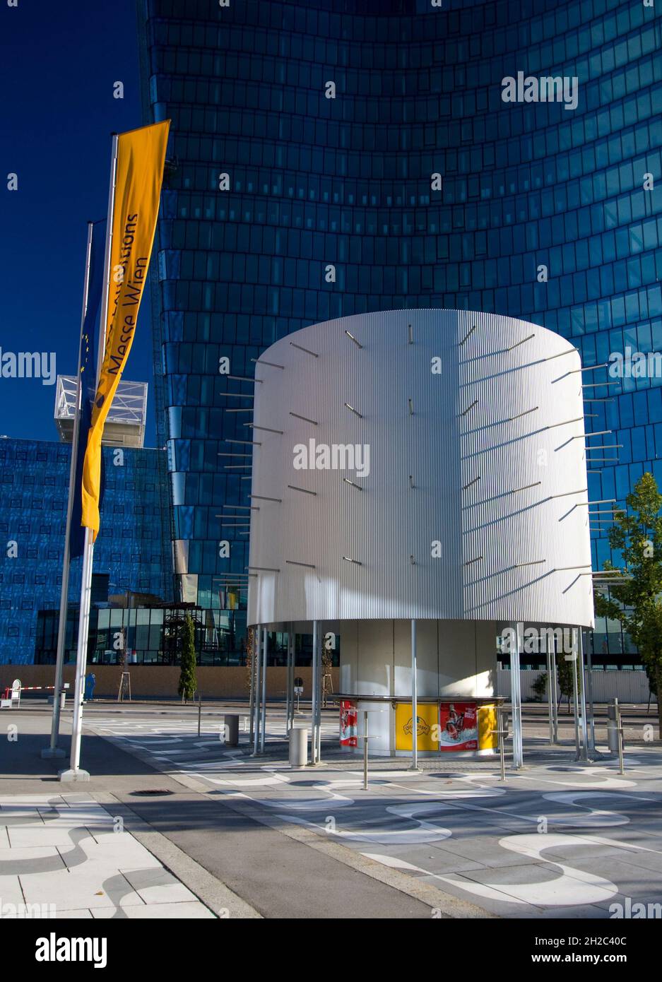 Company headquarters of the omv hi-res stock photography and images - Alamy