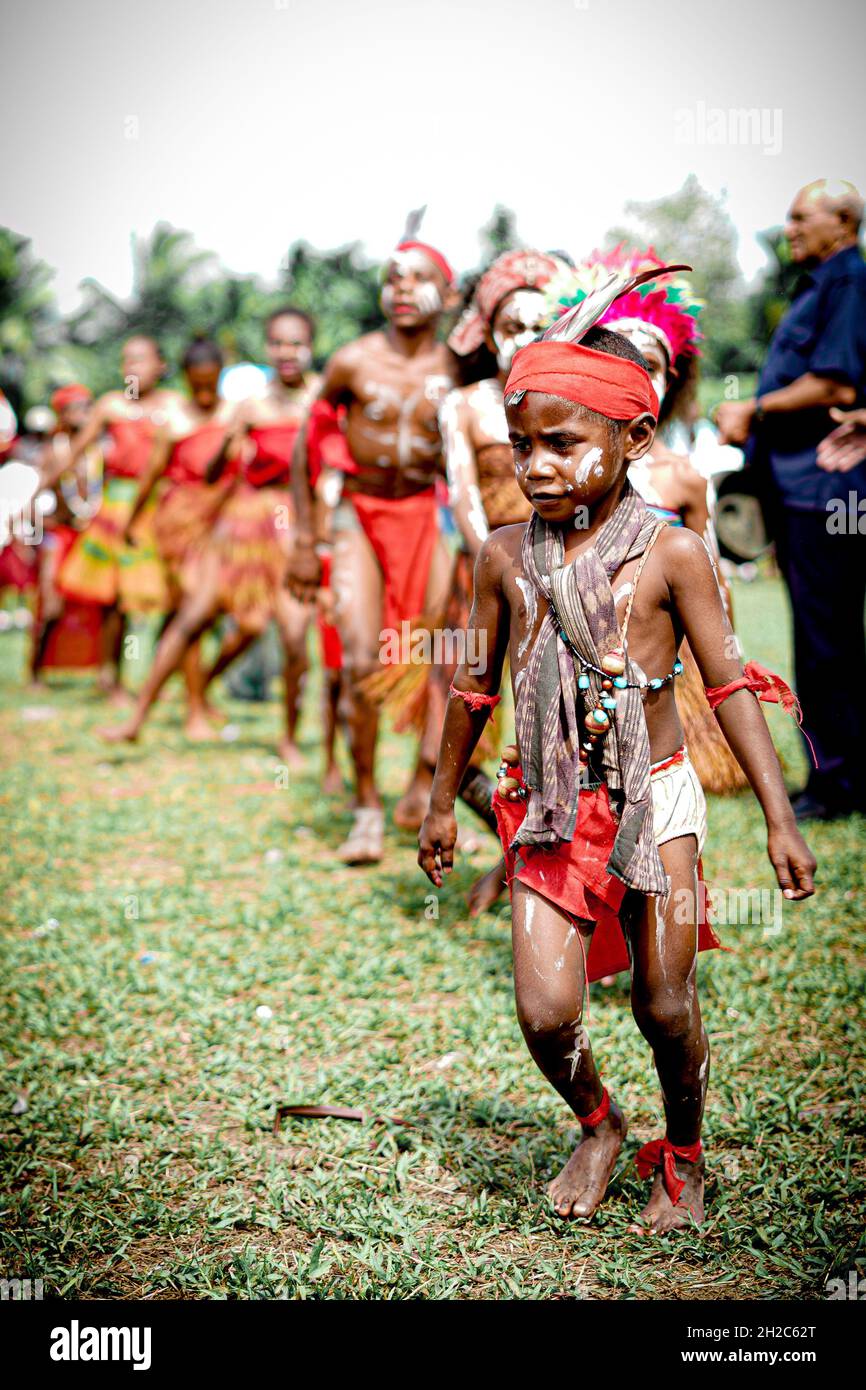 Children of Papua Stock Photo - Alamy