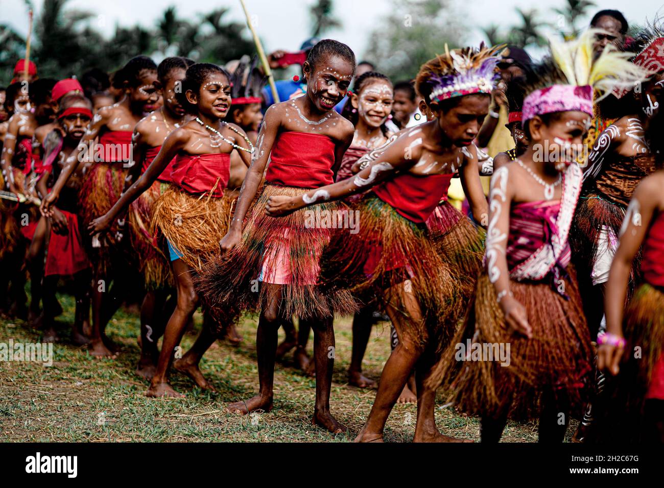 Children of Papua Stock Photo - Alamy